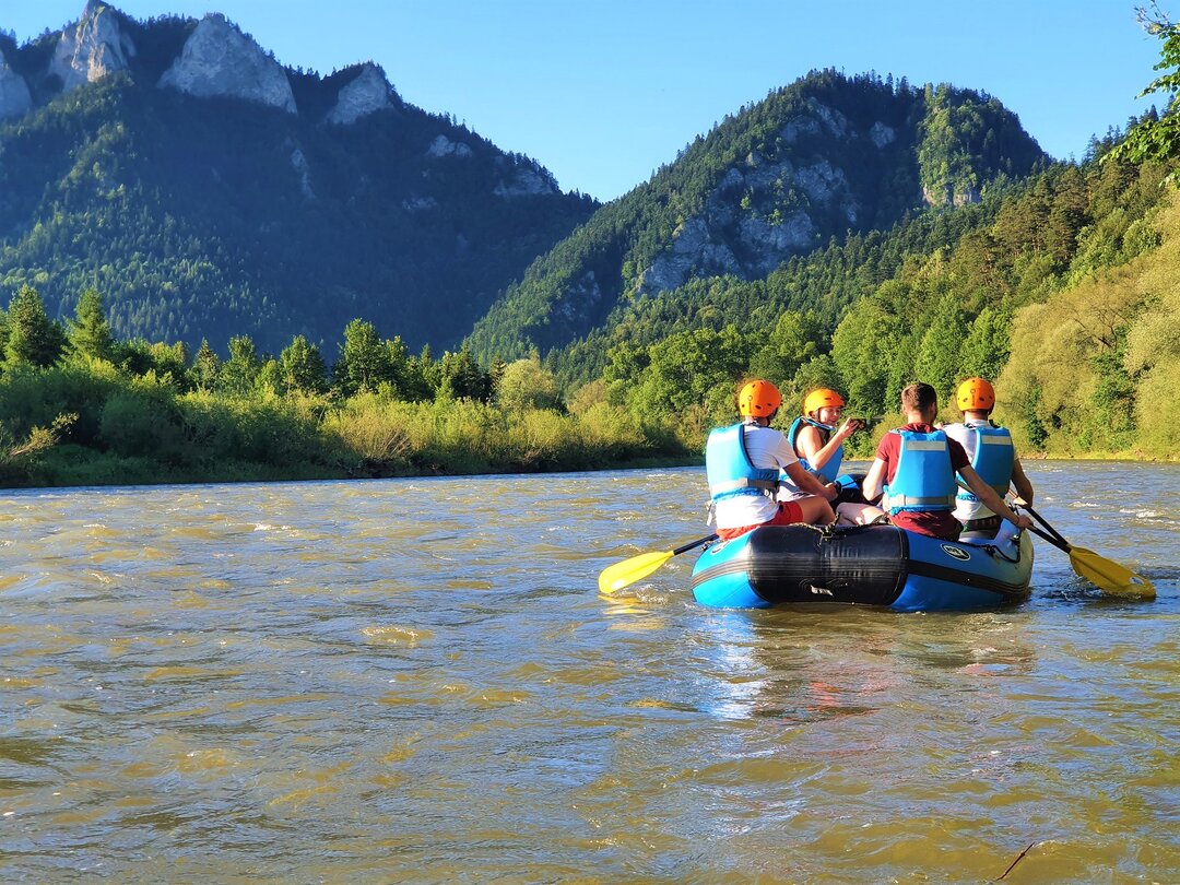 Rodinný splav Dunajca cez Pieniny na rafte s kompletným výstrojom ...